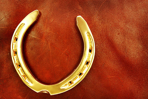 Finding a horseshoe folk signs and superstitions