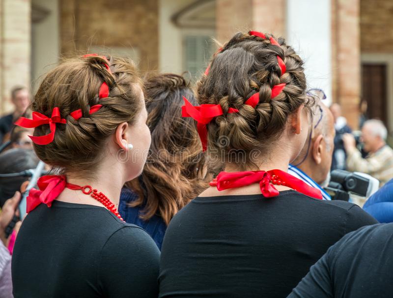 Folk omens about hair. Superstitions and omens about hair. Signs and ...