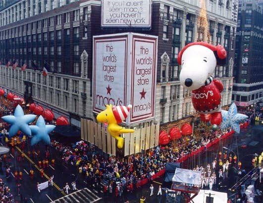 What Dream About Parade Means